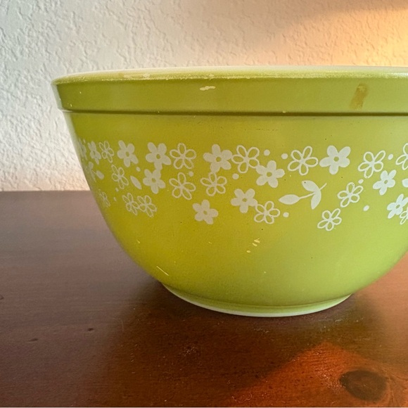 Pyrex | Kitchen | Vintage Pyrex Spring Blossom Green Floral Mixing ...